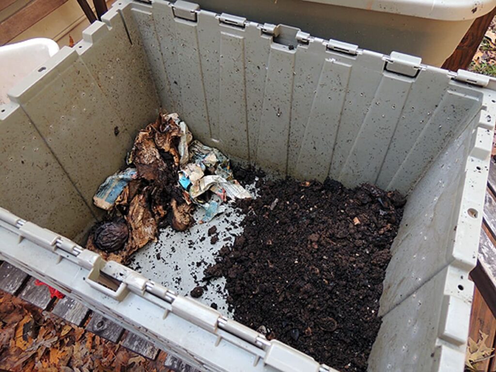 DIY Worm Bin for Composting - Lady Lee's Home