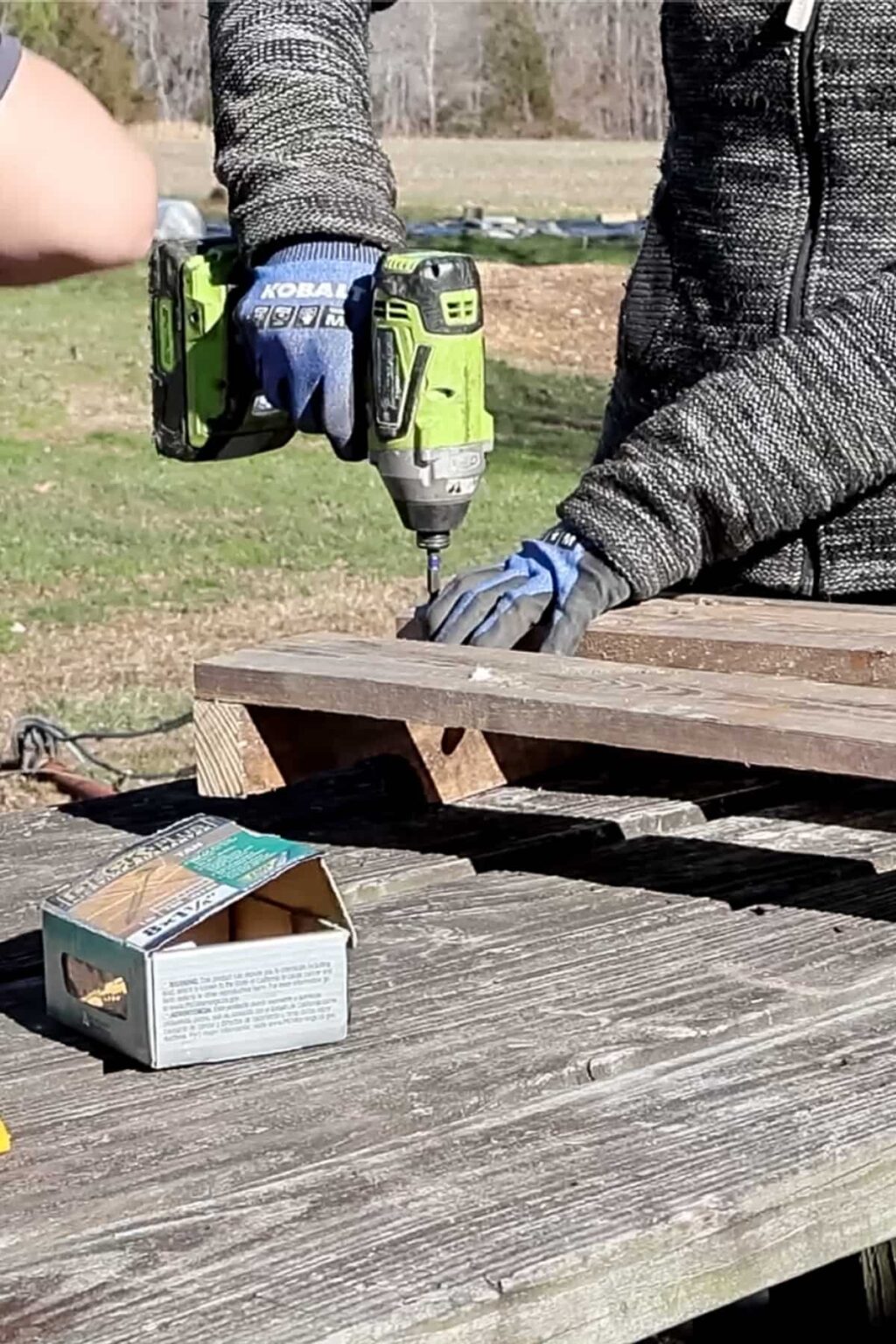 Homemade DIY Pallet Bookshelf - Lady Lee's Home